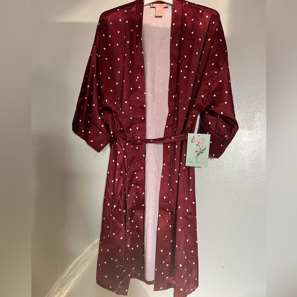 Soho Apparel | Intimates & Sleepwear | Satin Heart Robe | Poshmark